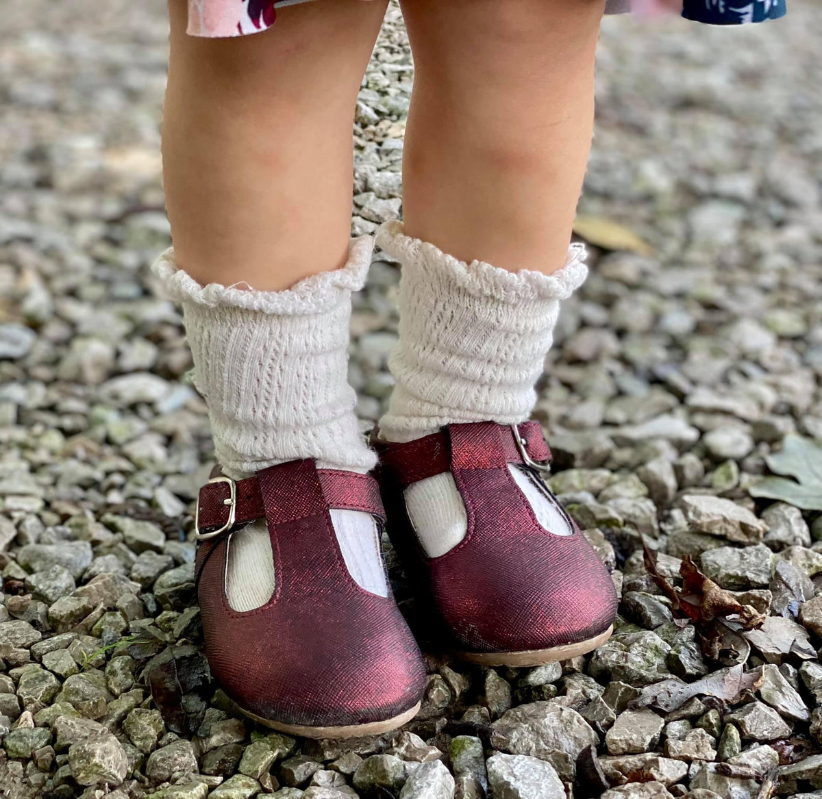 Winter Berry T-Bars – Little Toe Co.